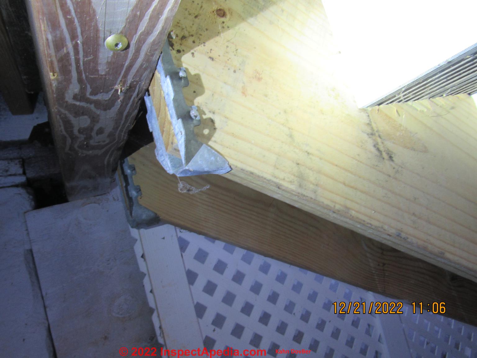 Simpson Strong-Tie LSC 18-Gauge ZMAX Galvanized Adjustable